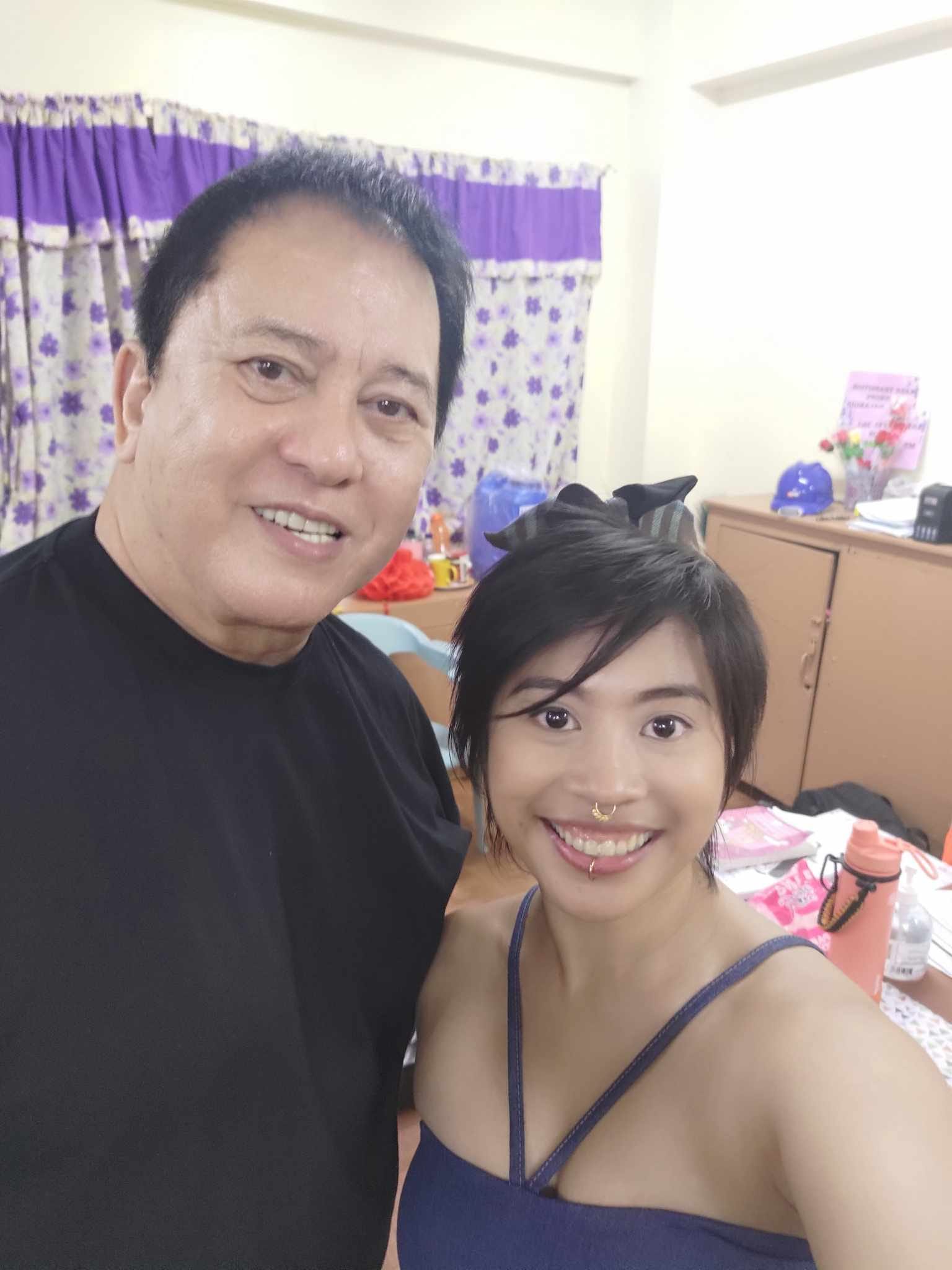 Iba ang saya! Philip Salvador poses with his Black Rider co-star Salome ...