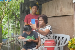 Otlum dela Cruz, ipinakilala ang dalawang anak sa dati niyang asawa